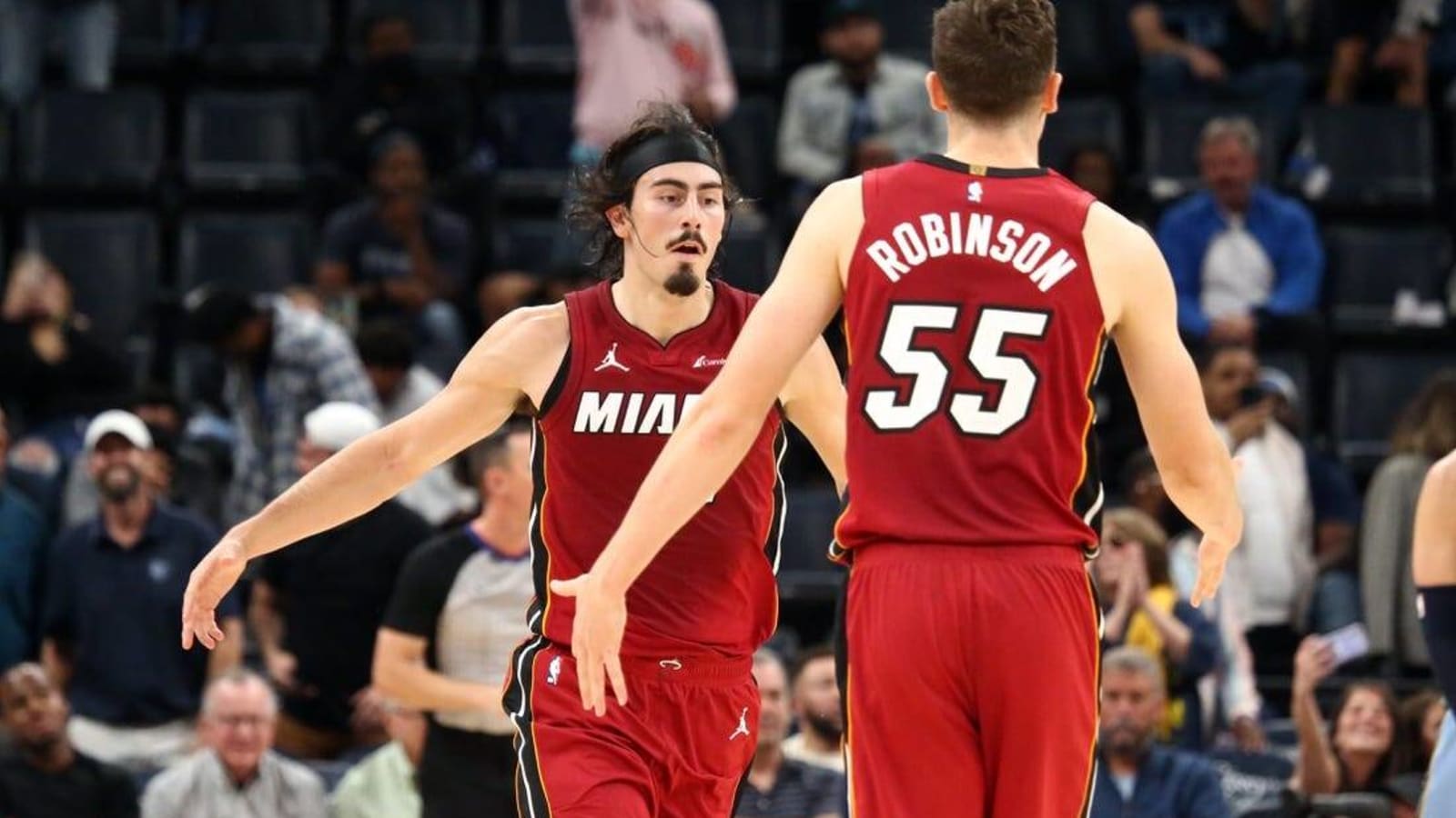 Standout rookies bump heads as Heat face Warriors | Yardbarker