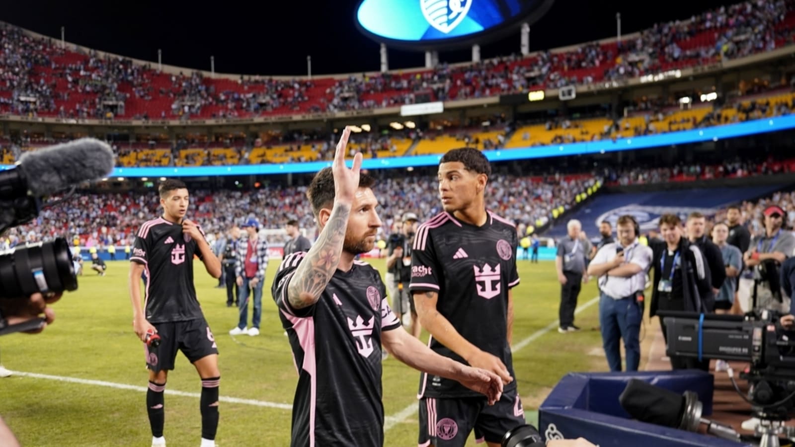 MLS breaks attendance record with more than 11M fans | Yardbarker