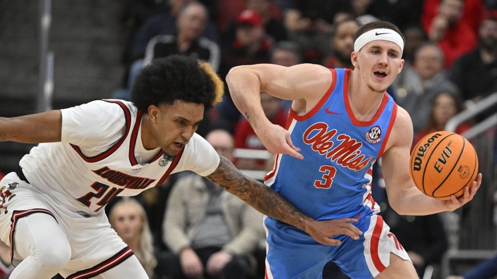 Dre Davis leads No. 23 Ole Miss past his old Louisville squad | Yardbarker