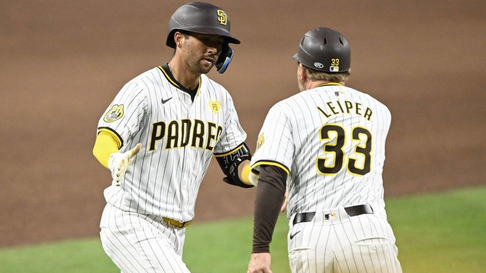 Fresh off pair of routs, Padres bid for series win vs. D-backs | Yardbarker