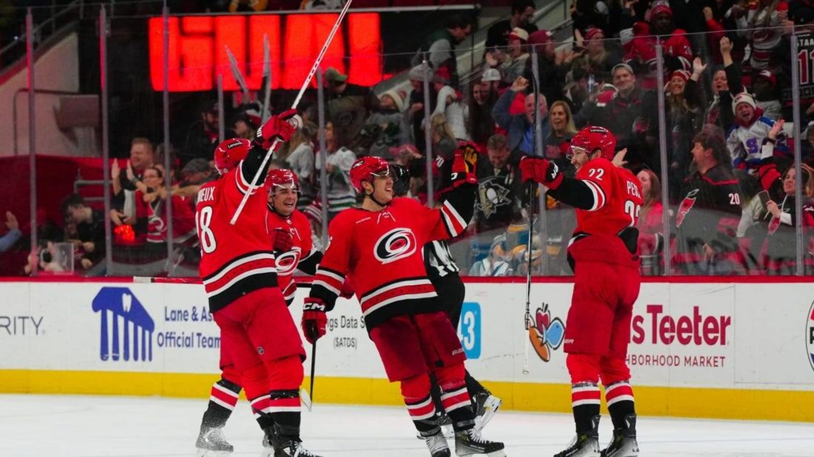 High-flying Hurricanes aim to stay hot vs. ice-cold Kings | Yardbarker