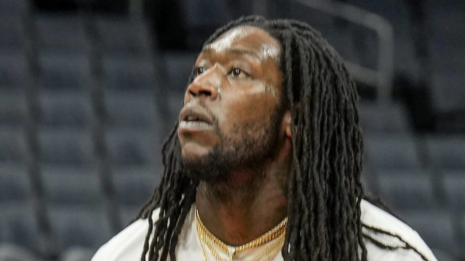 T-wolves mulled acquiring veterans Montrezl Harrell, Marcus Smart ...