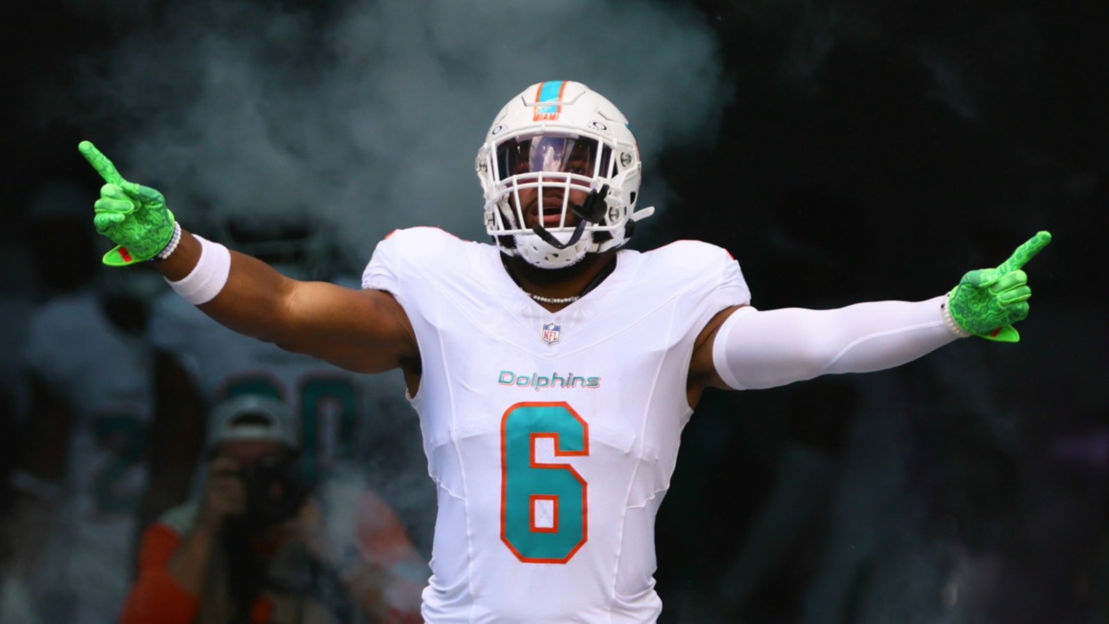 Dolphins linebacker Anthony Walker Jr. finding success as starter ...