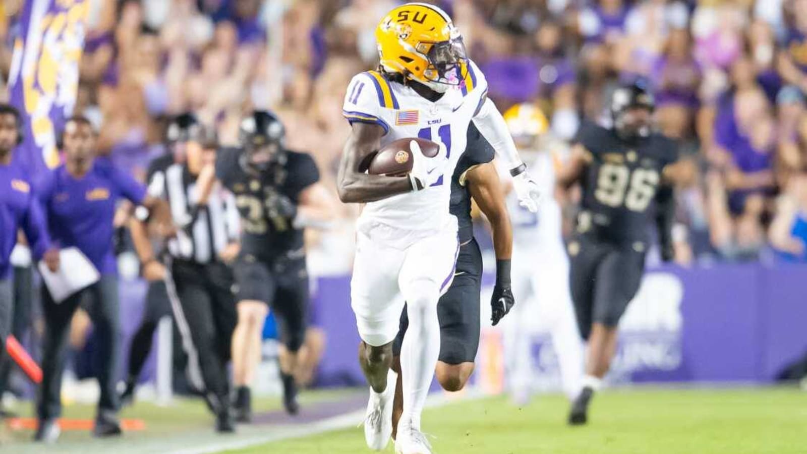 LSU WR Recaps Meeting With Bills, Reacts to Mock Draft Hype | Yardbarker