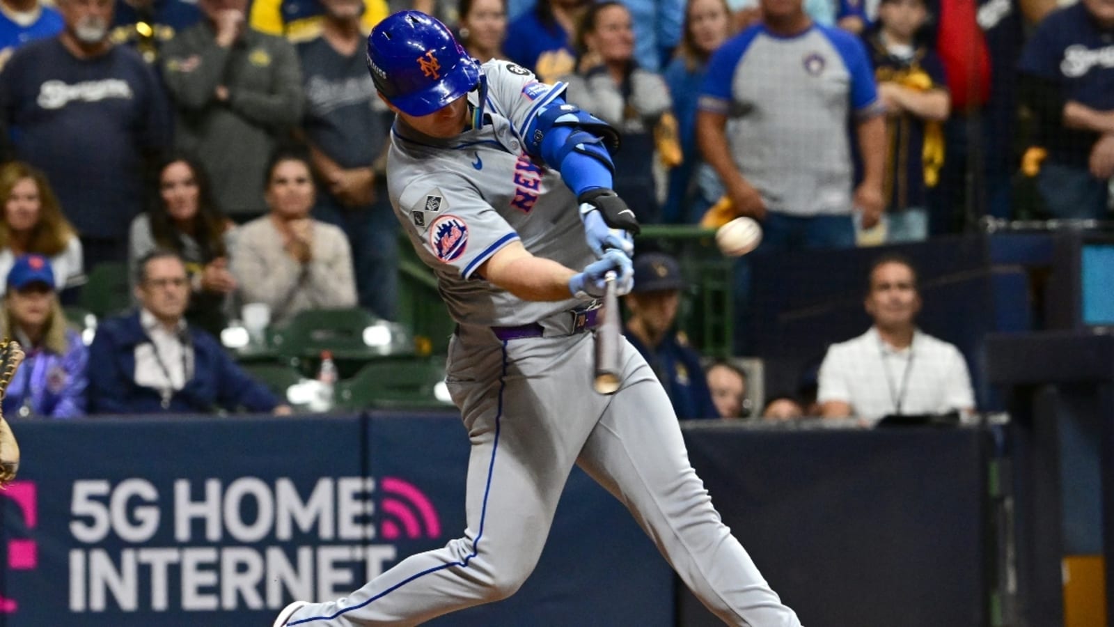 Pete Alonso hits go-ahead home run in ninth inning vs. Brewers | Yardbarker