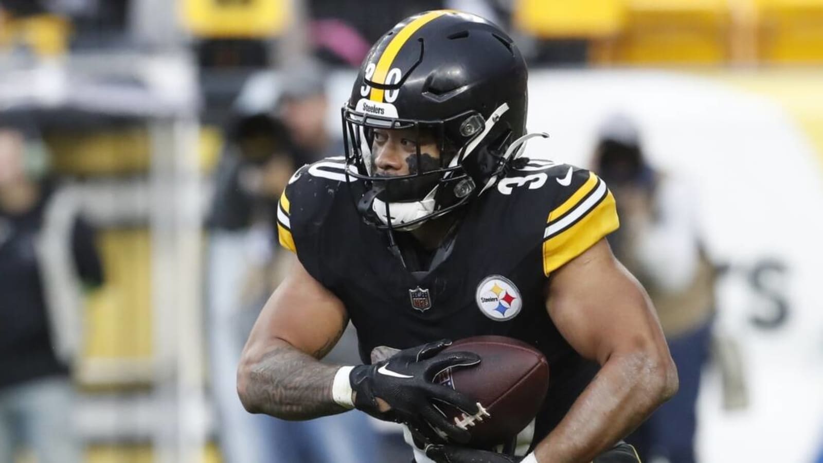NFL rescinds Week 7 fine on Steelers RB Jaylen Warren for lowering ...