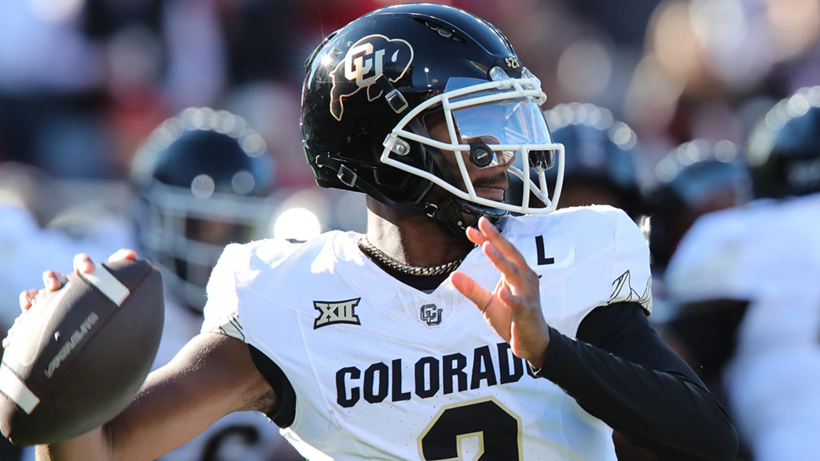 Former Colorado QB Shedeur Sanders inks autograph trading card deal ...