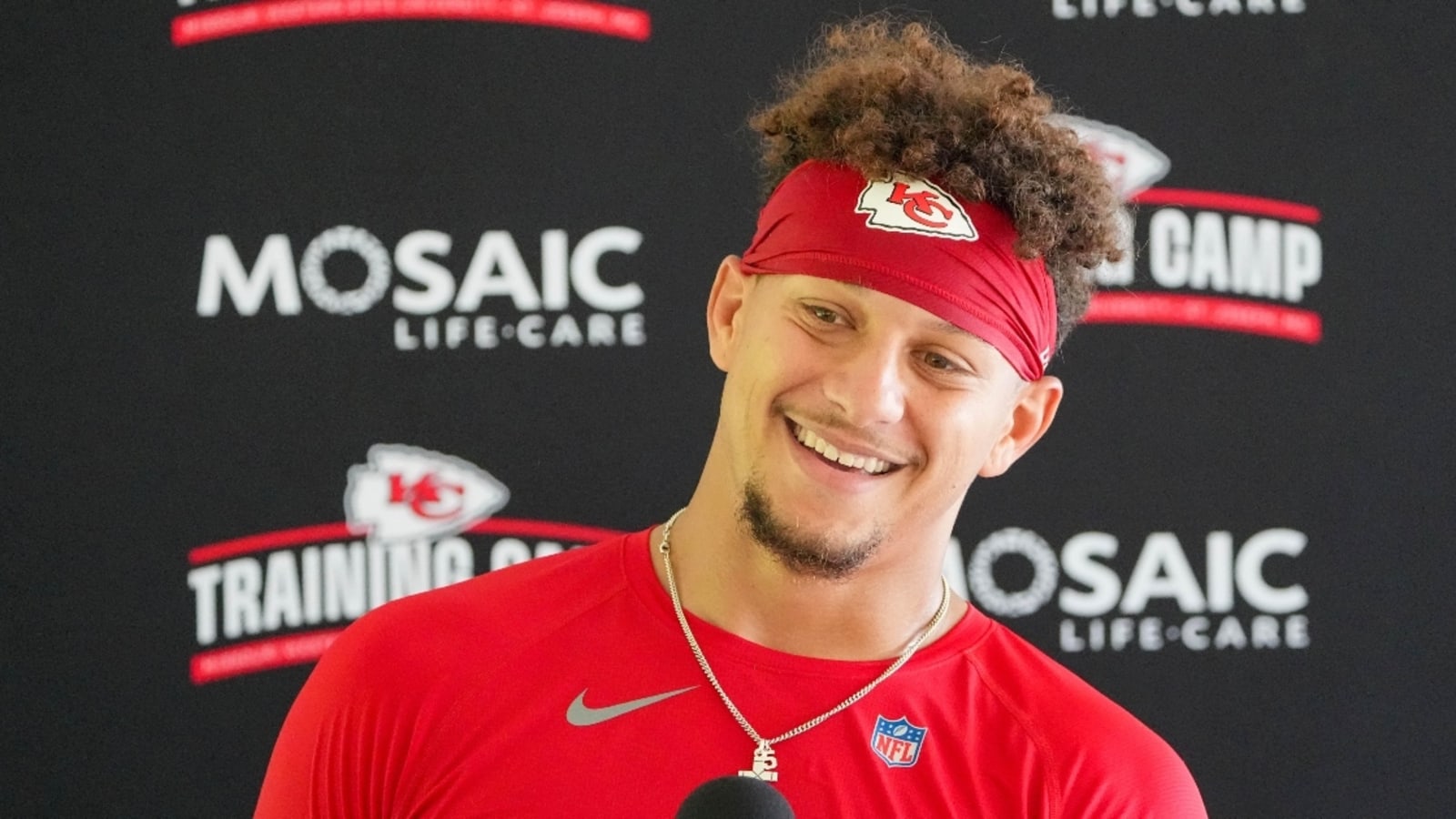 Patrick Mahomes doesn’t feel underpaid despite recent massive QB ...
