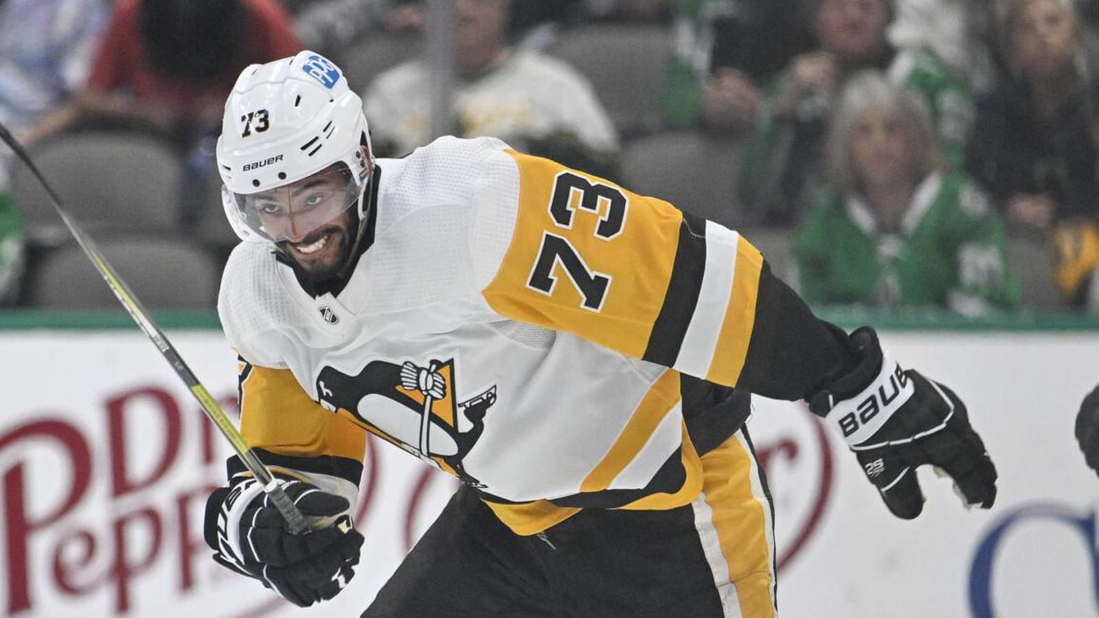 Penguins confirm news on veteran defenseman | Yardbarker