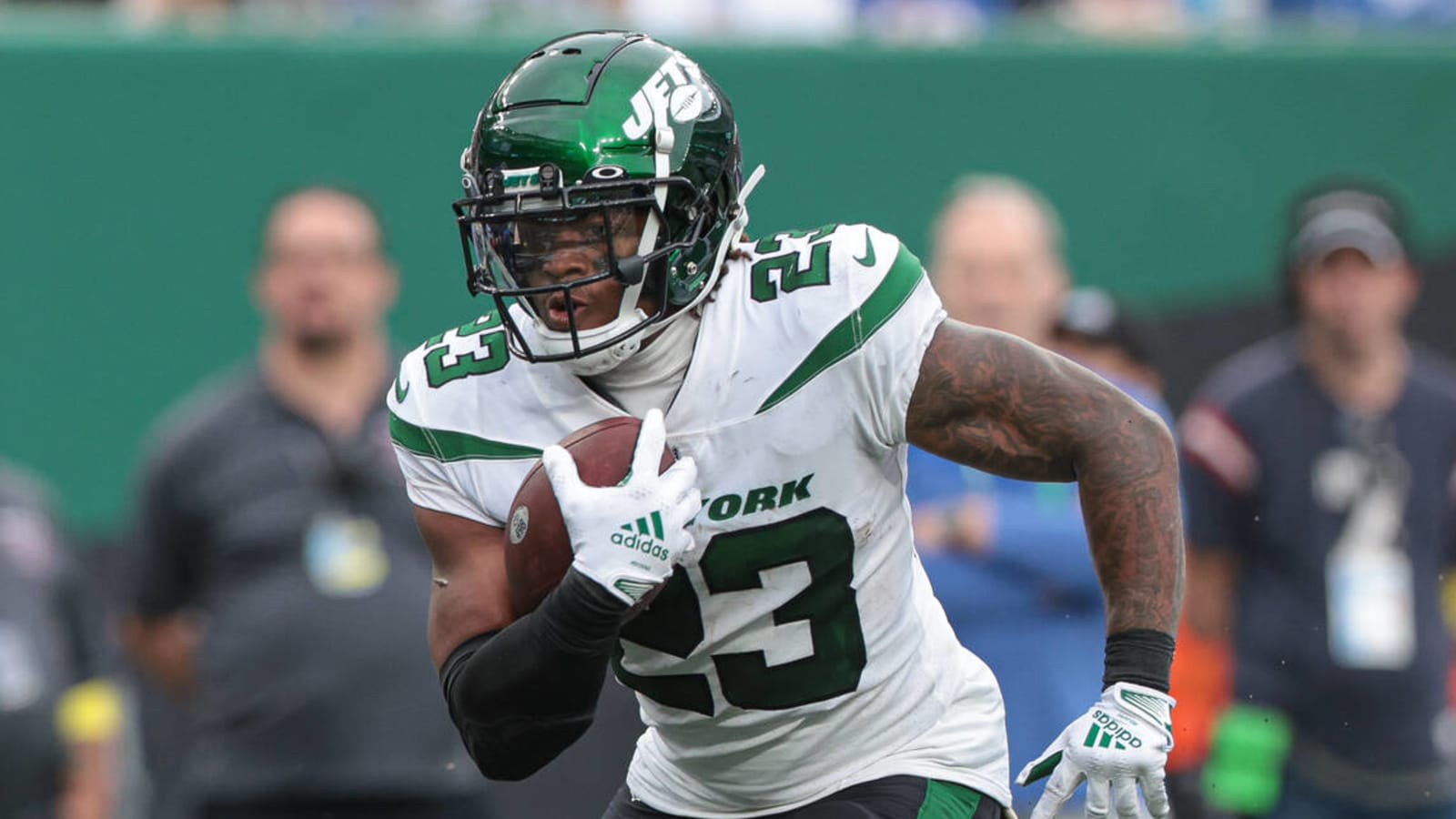 Former Jets RB to sign with AFC East rival | Yardbarker