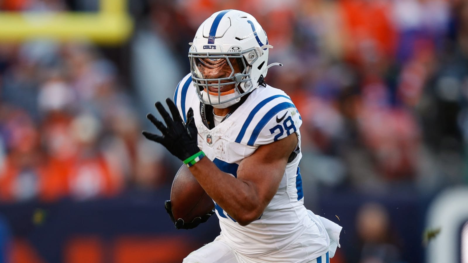 Watch: Colts' Jonathan Taylor blows huge TD run with premature goal ...