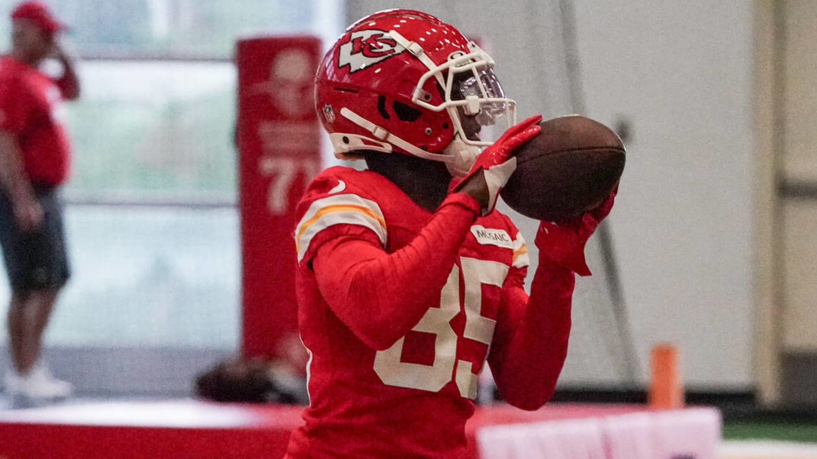 Eagles to host former ninth overall pick in possible comeback | Yardbarker