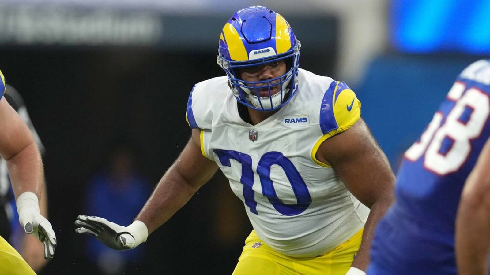 One trade, cut and signing the Los Angeles Rams should make | Yardbarker