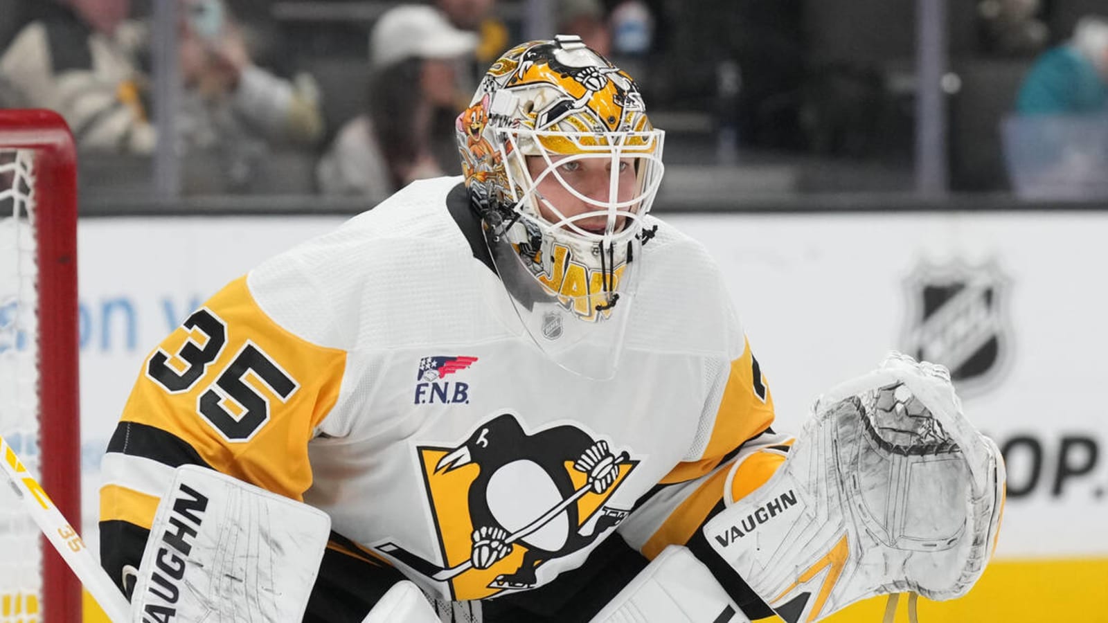 Penguins’ Tristan Jarry leaves game early with injury after collision ...