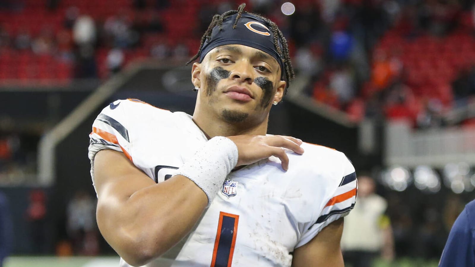 Bears DB puts referees on blast for not protecting Justin Fields ...