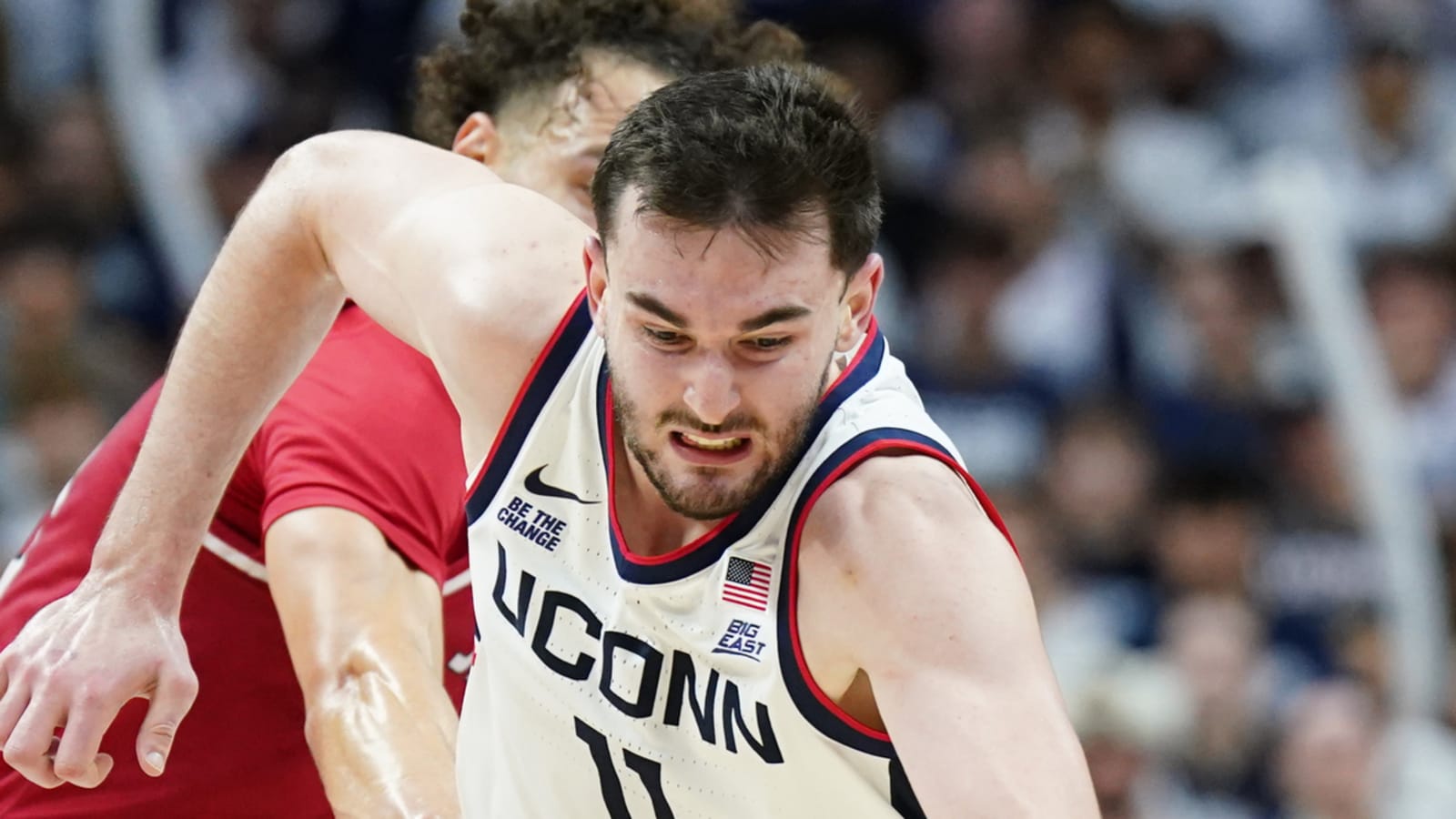 Quest for three-peat starts off strong as UConn defeats Sacred Heart ...
