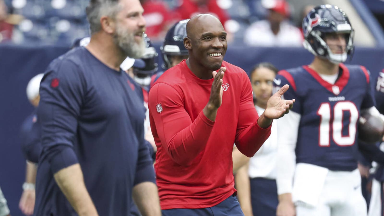 DeMeco Ryans Named AP NFL Coach of the Year Finalist | Yardbarker