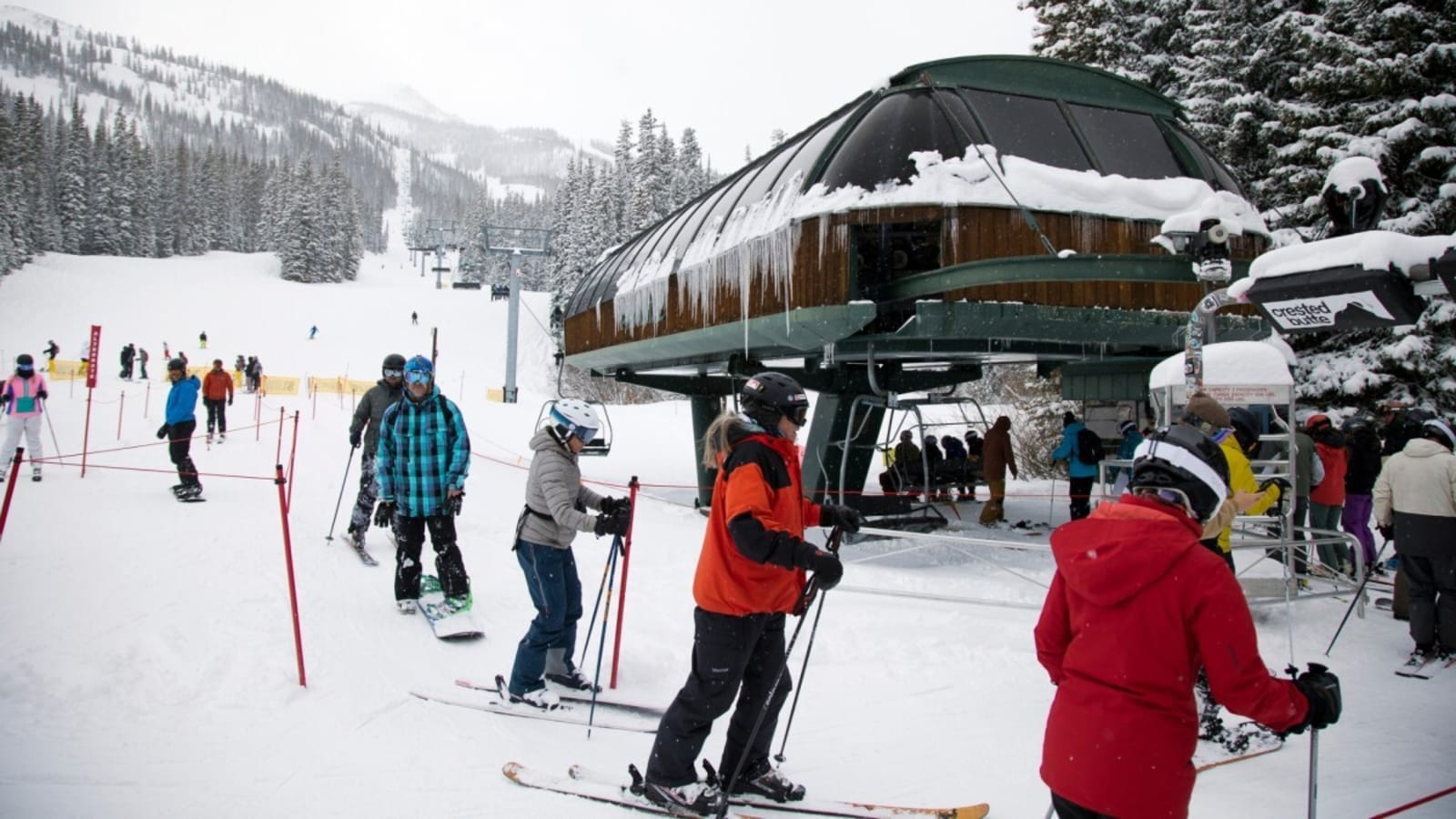 Colorado Lift Maintenance Workers Authorize Strike Against Vail Resorts ...