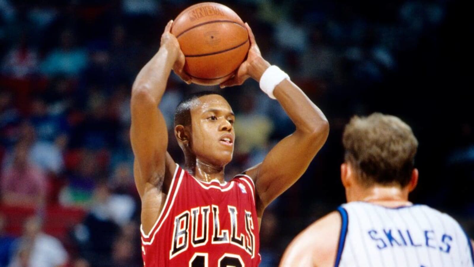 When B.J. Armstrong swore to never pass the ball to Michael Jordan in ...