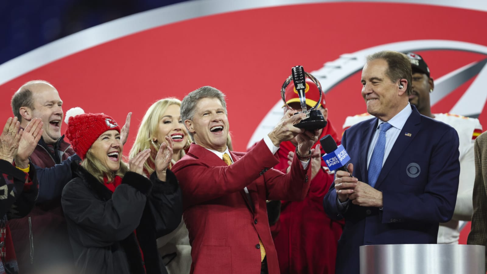 Chiefs Players Give Unflattering Grade To Team's Owner | Yardbarker