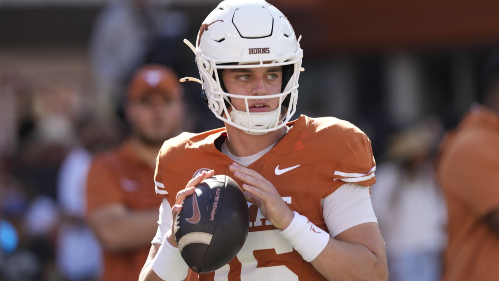 Analyst Believes Steve Sarkisian, Texas Aren't Doing Arch Manning Any ...