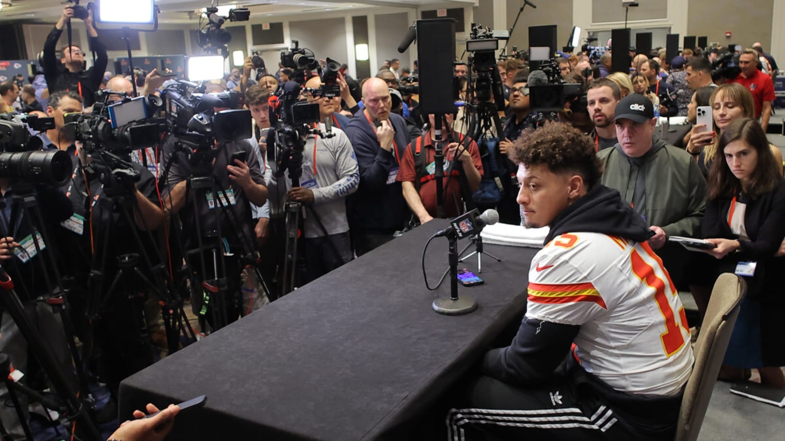 Police Have Update On Cause Of Death For 27-Year-Old NFL Reporter ...