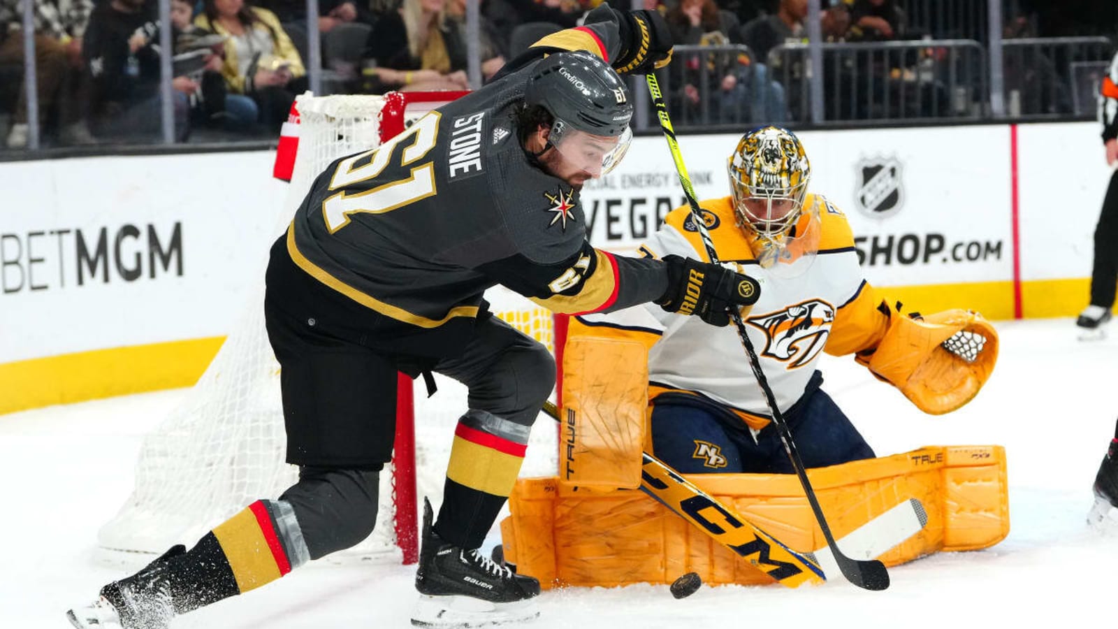 Mark Stone Scores Hat Trick, Predators Fall 4-1 to Golden Knights ...