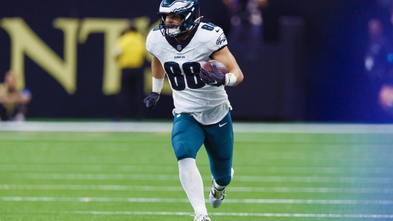 Eagles TE Dallas Goedert reveals new goal after career day against ...