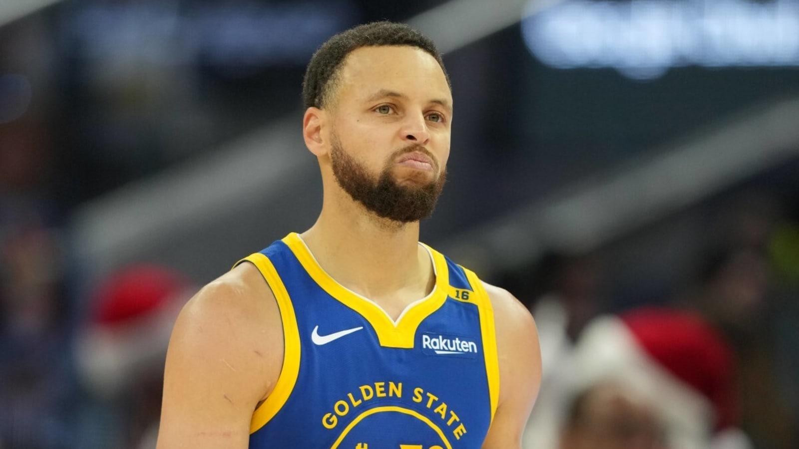 Stephen Curry On The Warriors: 'We're Very Mid Right Now' | Yardbarker
