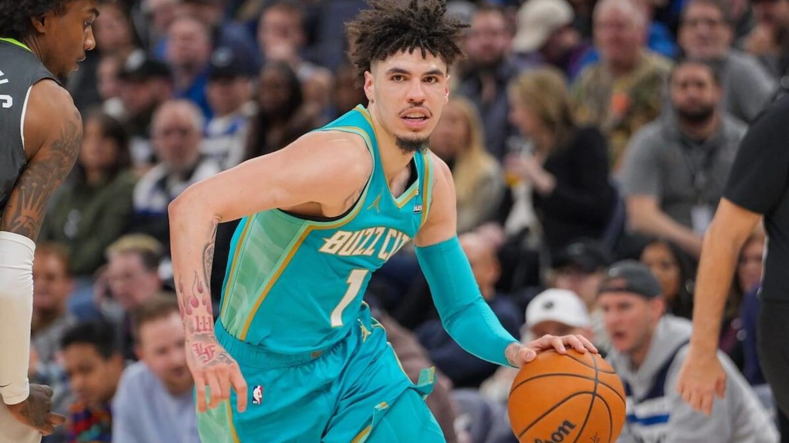 Hornets Face NBA's Ultimate Underdogs in First Game Without Terry ...