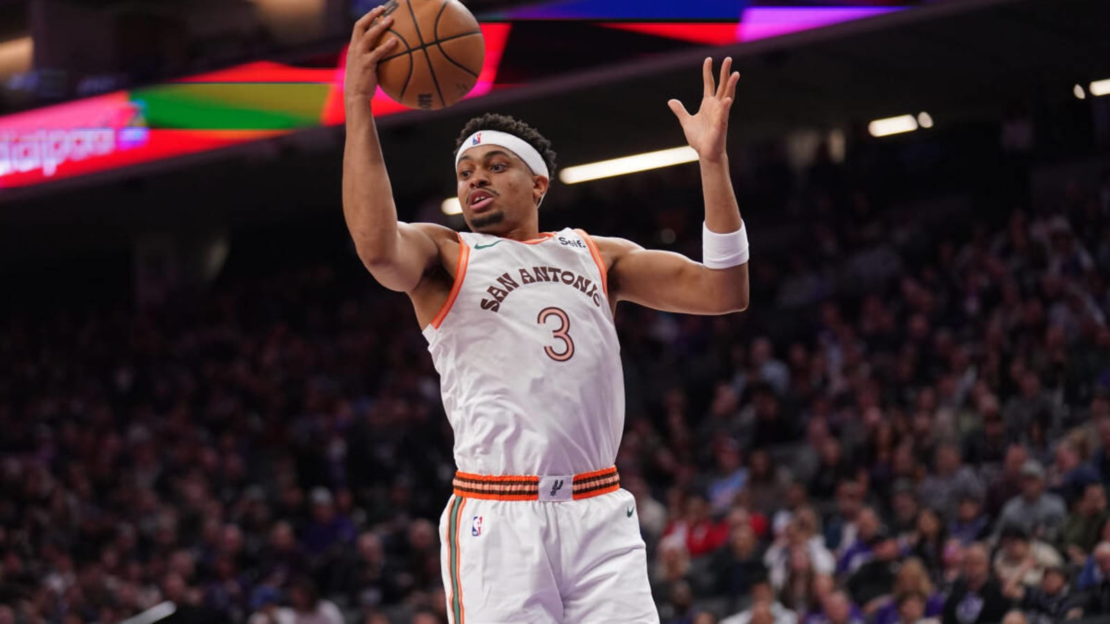 Spurs Add Keldon Johnson to Injury Report vs. Rockets | Yardbarker