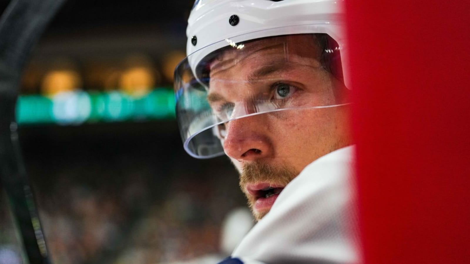 Maple Leafs’ Jake McCabe leaves game with upper-body injury | Yardbarker