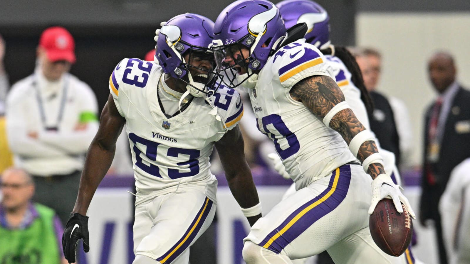 Three Minnesota Vikings players on the bubble heading into mandatory ...