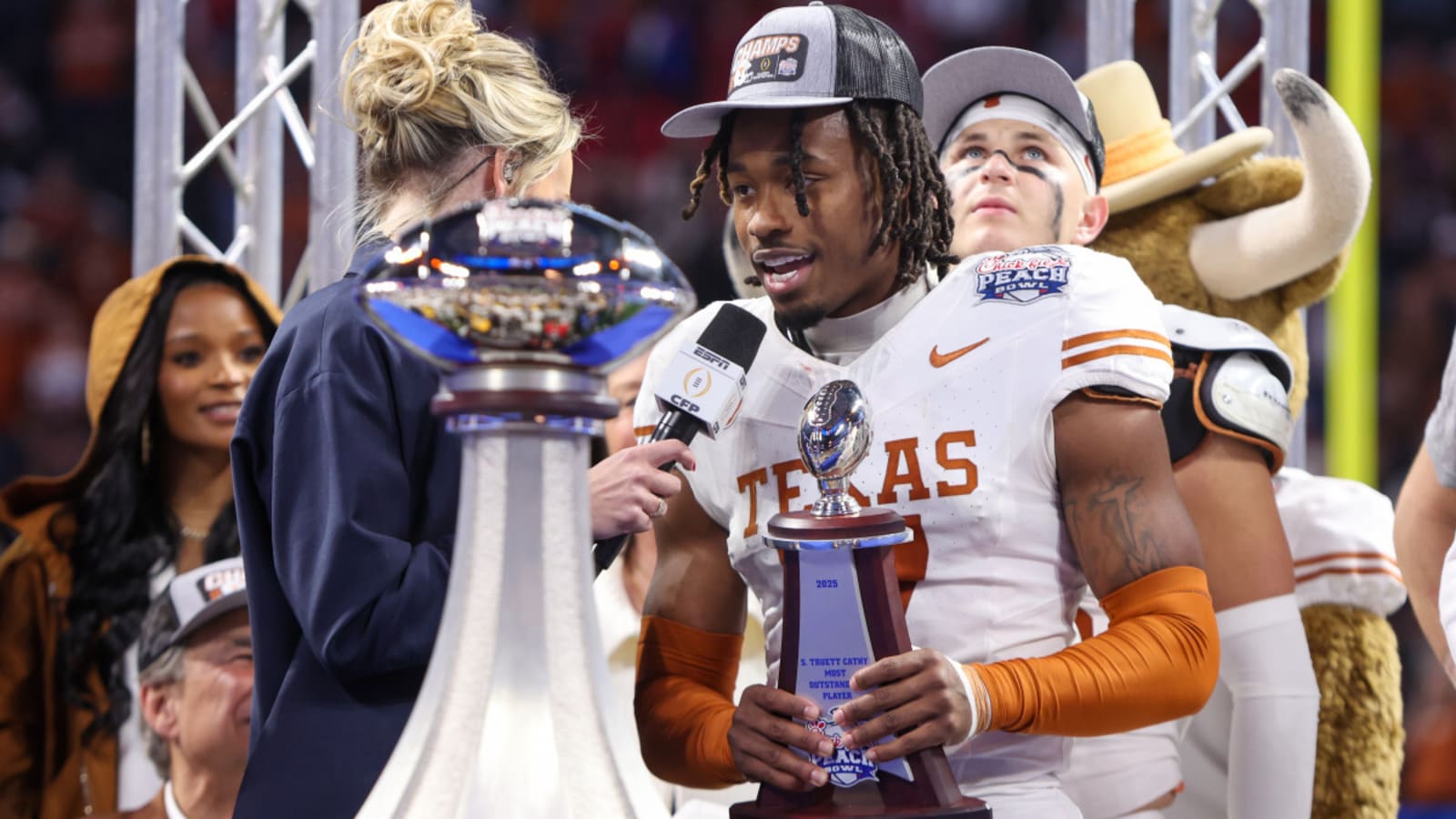 Former Texas Defensive Back Jahdae Barron Blazes Through 40-Yard Dash ...