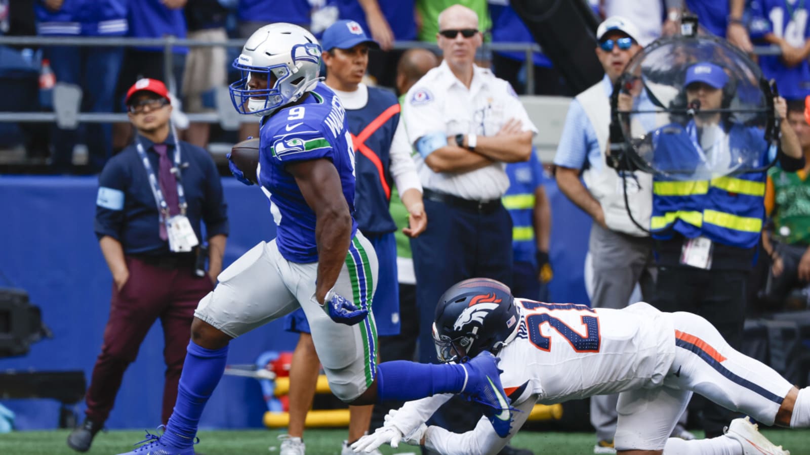 Seahawks Announce Kenneth Walker III Decision Before Cardinals Matchup ...