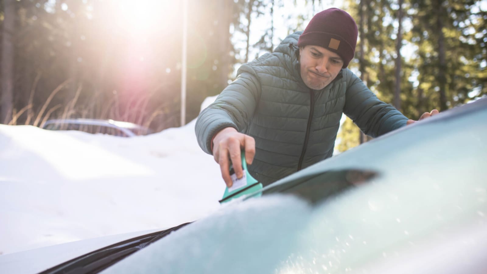 How to Remove Ice From Your Vehicle's Windshield | Yardbarker