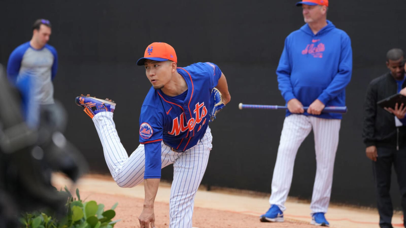 Mets' Injured Ace Reportedly Progressing In 'Right Direction' | Yardbarker