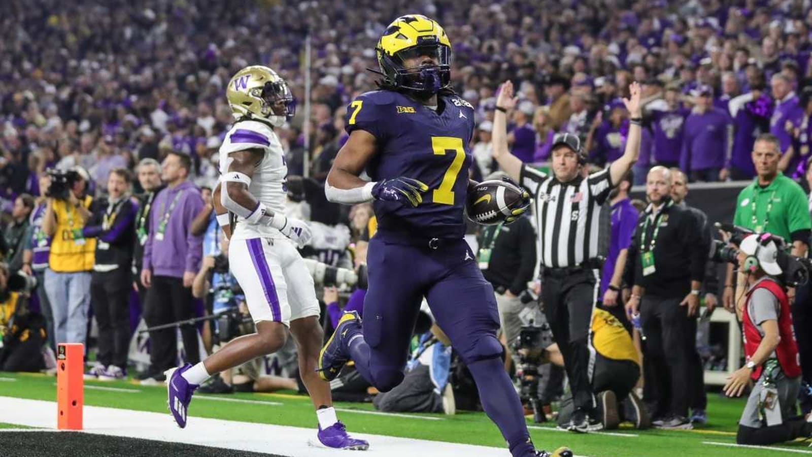 Michigan Wolverines name four team captains, two alternatives for the ...