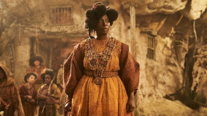 THE RINGS OF POWER’s New Hobbit Tribe the Stoors and Their Harfoot ...