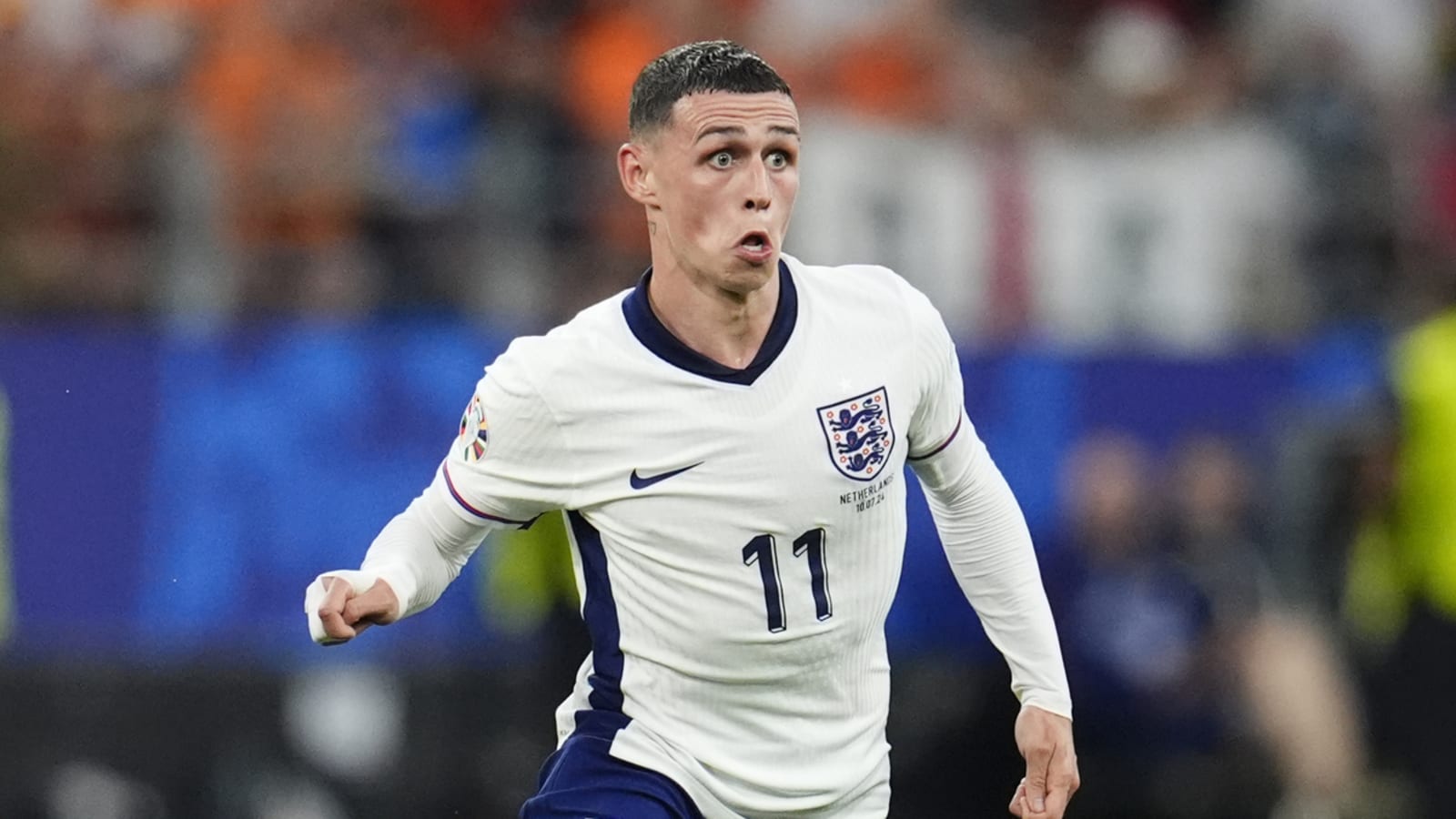 Phil Foden withdraws from the England squad due to illness | Yardbarker