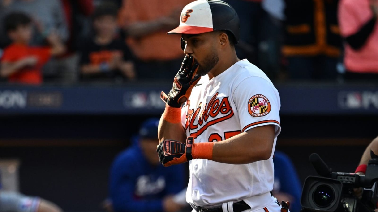 Yankees have ‘strong interest’ in 44-HR free agent outfielder | Yardbarker