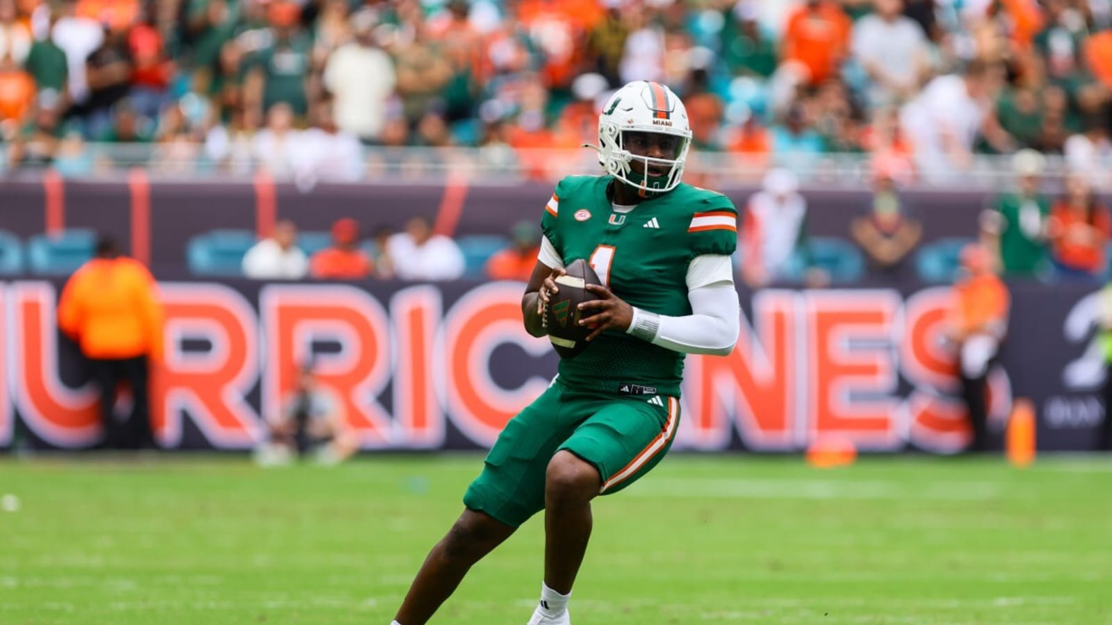 Giants scouted star Miami QB in regular season-finale | Yardbarker