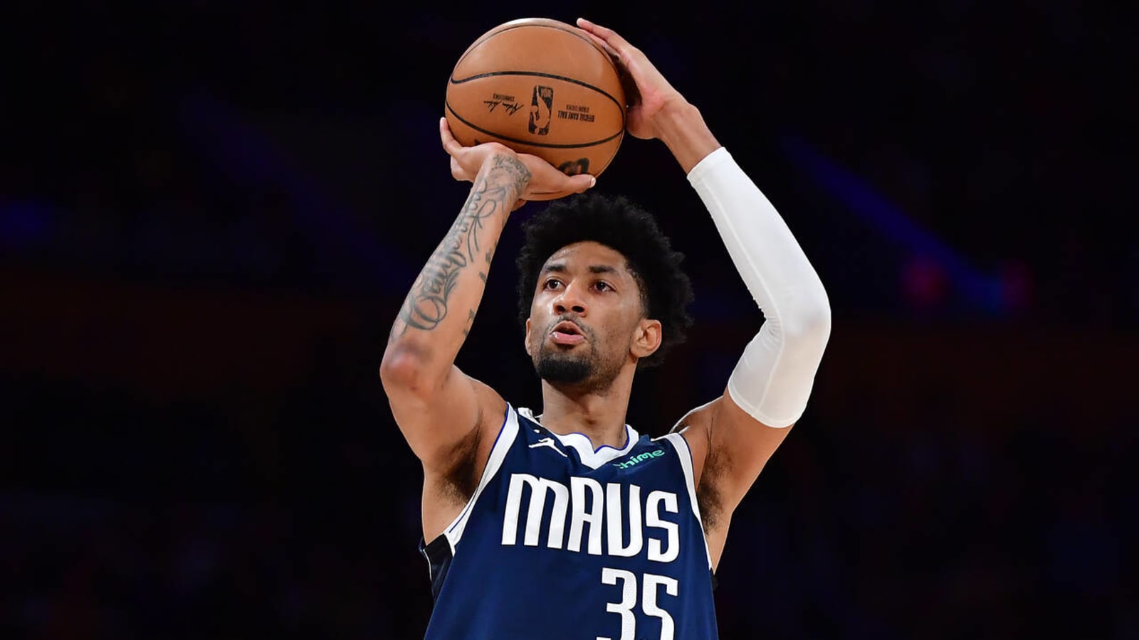 Mavericks get more bad injury news | Yardbarker