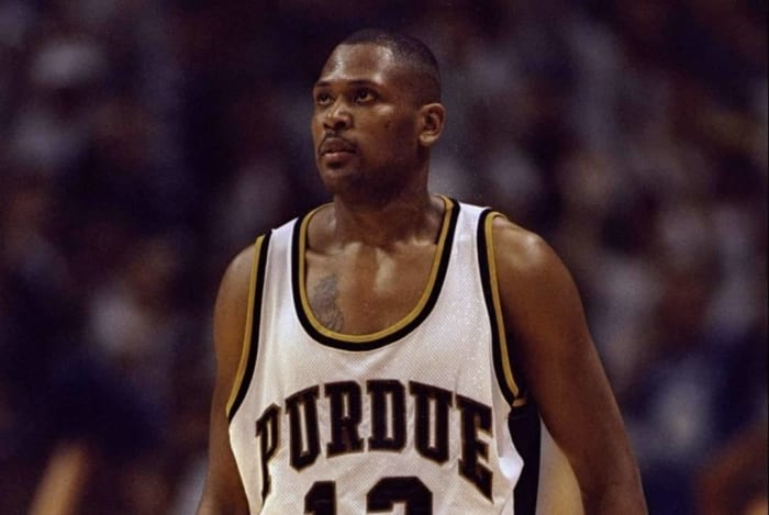 Top 25 college hoops big men of the last 25 years | Yardbarker