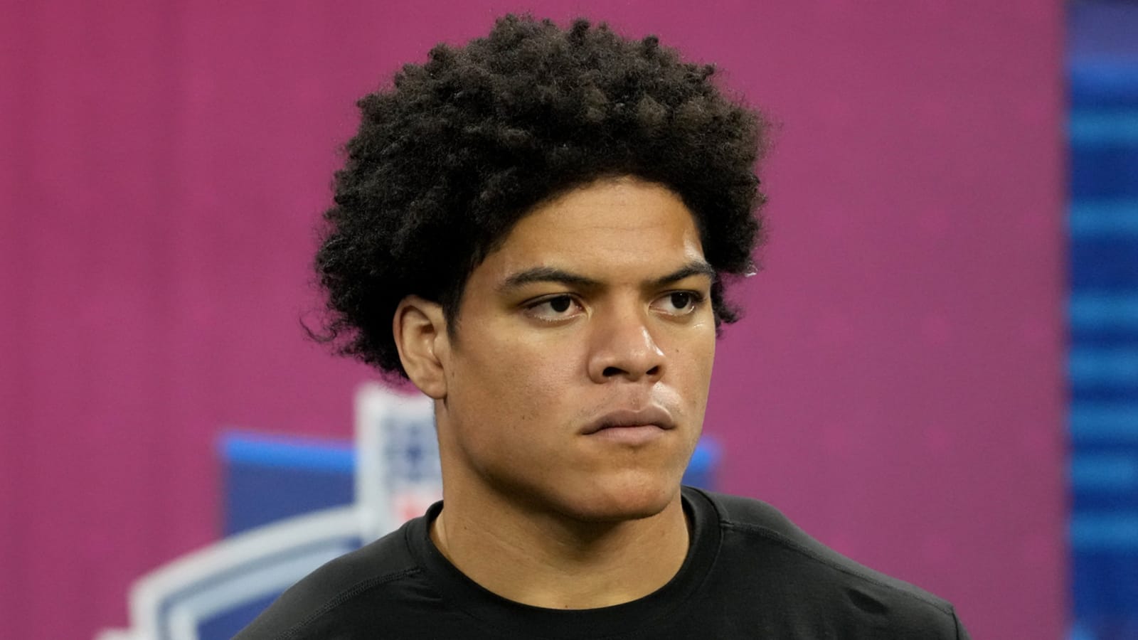 Eagles Training Camp Overreactions Day 6: Rookie Receiver Climbing Into ...