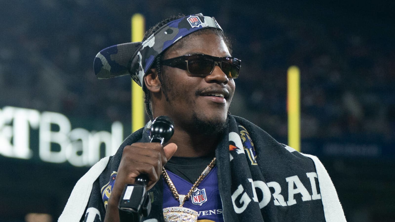 Analyst picks Lamar Jackson for MVP: '(Jackson's) going to go ...