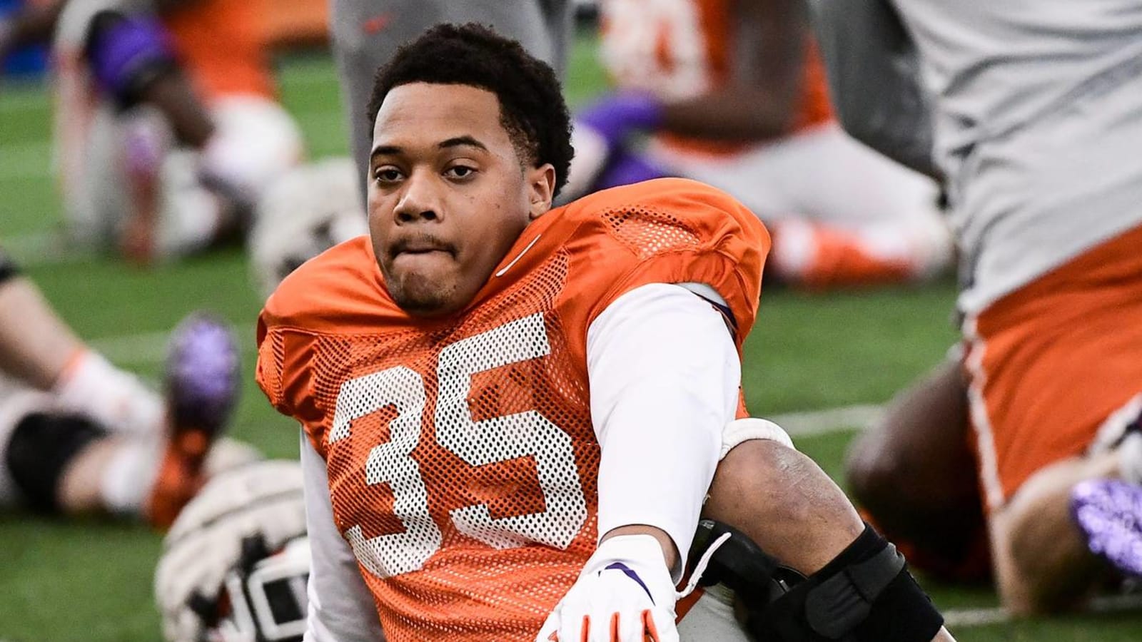 Clemson's Justin Foster retires due to asthma, COVID issues | Yardbarker