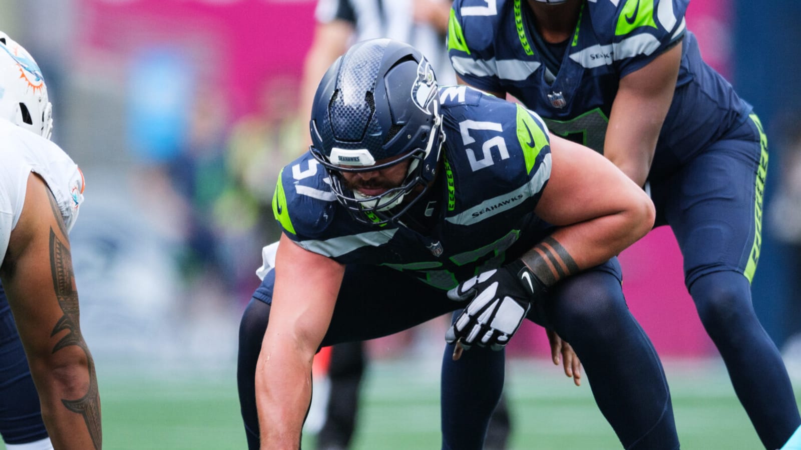 Seahawks starting OL abruptly decides to retire | Yardbarker
