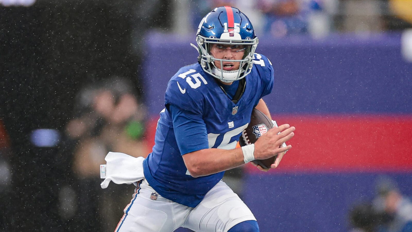 Giants QB turned down lucrative offer from division rival | Yardbarker