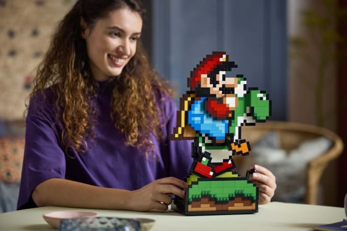 New SUPER MARIO WORLD: Mario & Yoshi LEGO Set Is a Nostalgic 2D Build ...